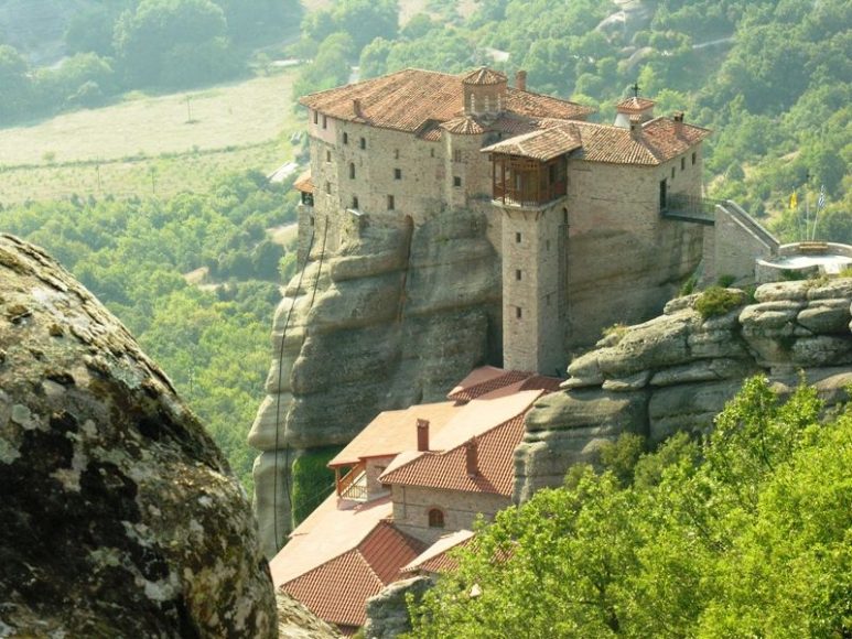 Greece in Winter - travelpassionate.com