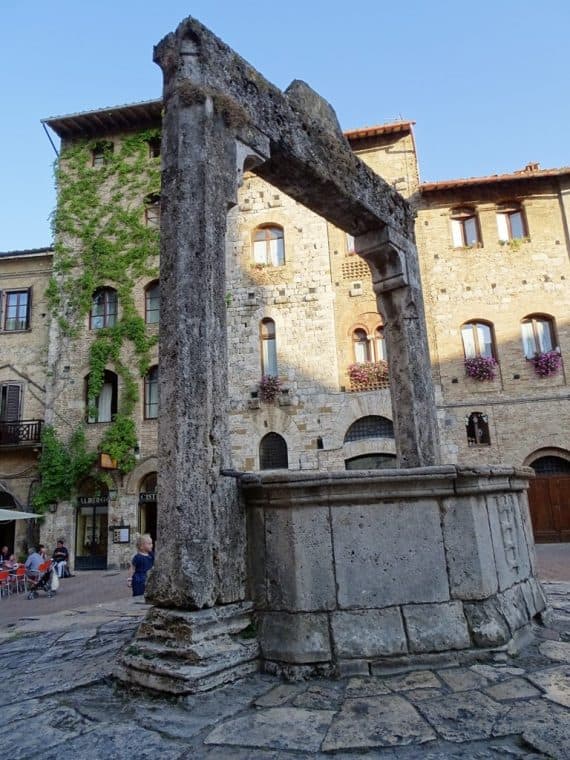 Most Beautiful Hilltop Villages and Towns in Tuscany - Travel Passionate