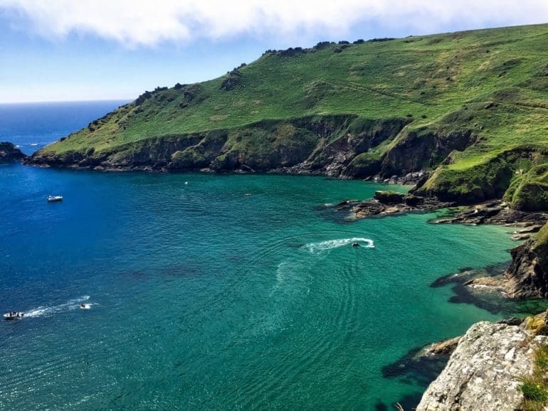 7 Amazing Places to Visit in Devon - Travel Passionate
