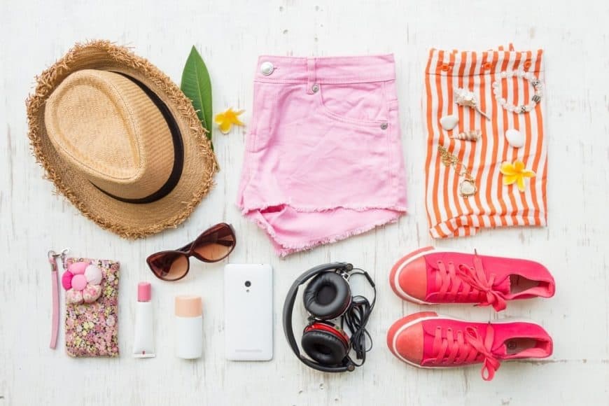 What to Pack for a Beach Vacation? (Beach Trip Checklist)