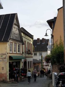Ultimate Guide to Rüdesheim am Rhein in Germany